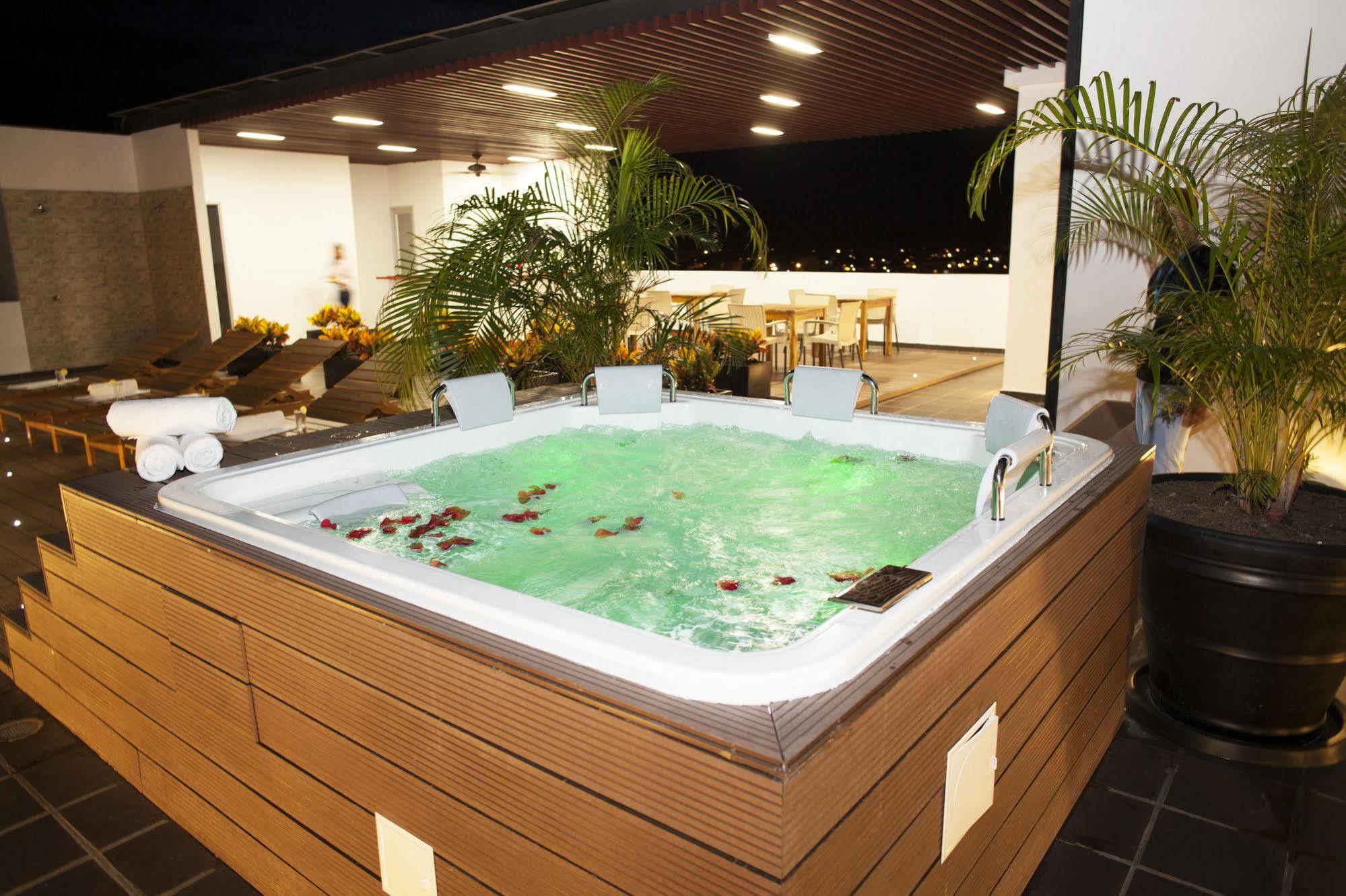 ᐉ HOTEL CINCO MONTERIA ( COLOMBIA ) FOTOS DE VIAJEROS Y OFERTAS EXCLUSIVAS